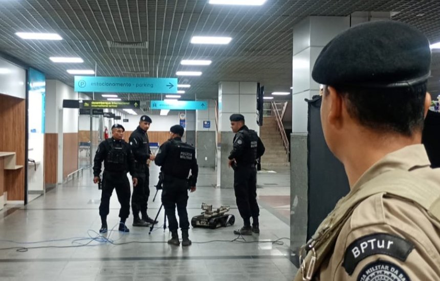 'Chaveiro de borracha': objeto suspeito no aeroporto de Salvador é ...