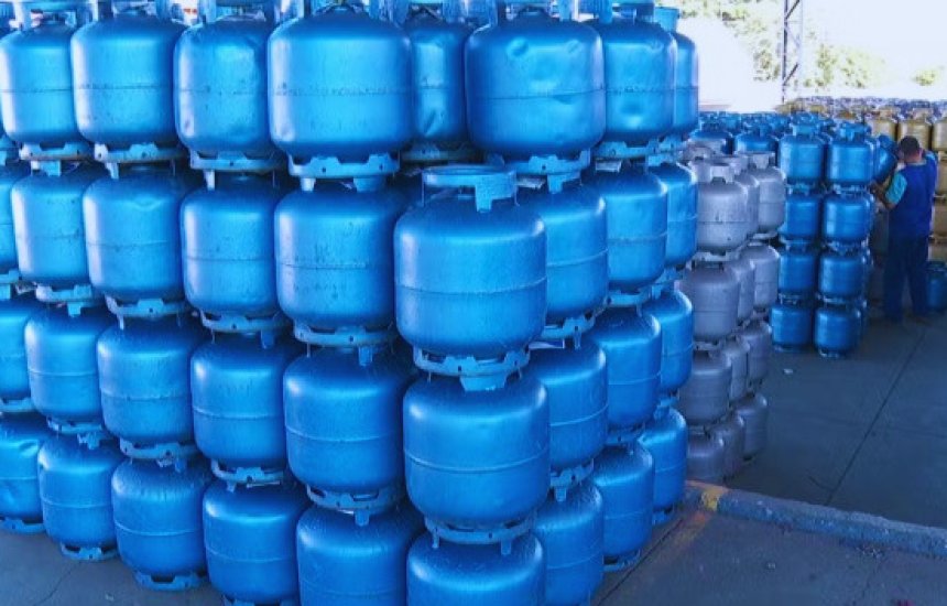 Terceira alta do ano encarece gás de cozinha na Bahia