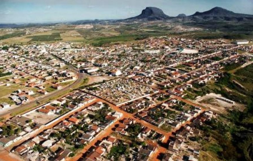 Homem mata namorada a facadas; suspeita é de que ele não aceitava o fim ...